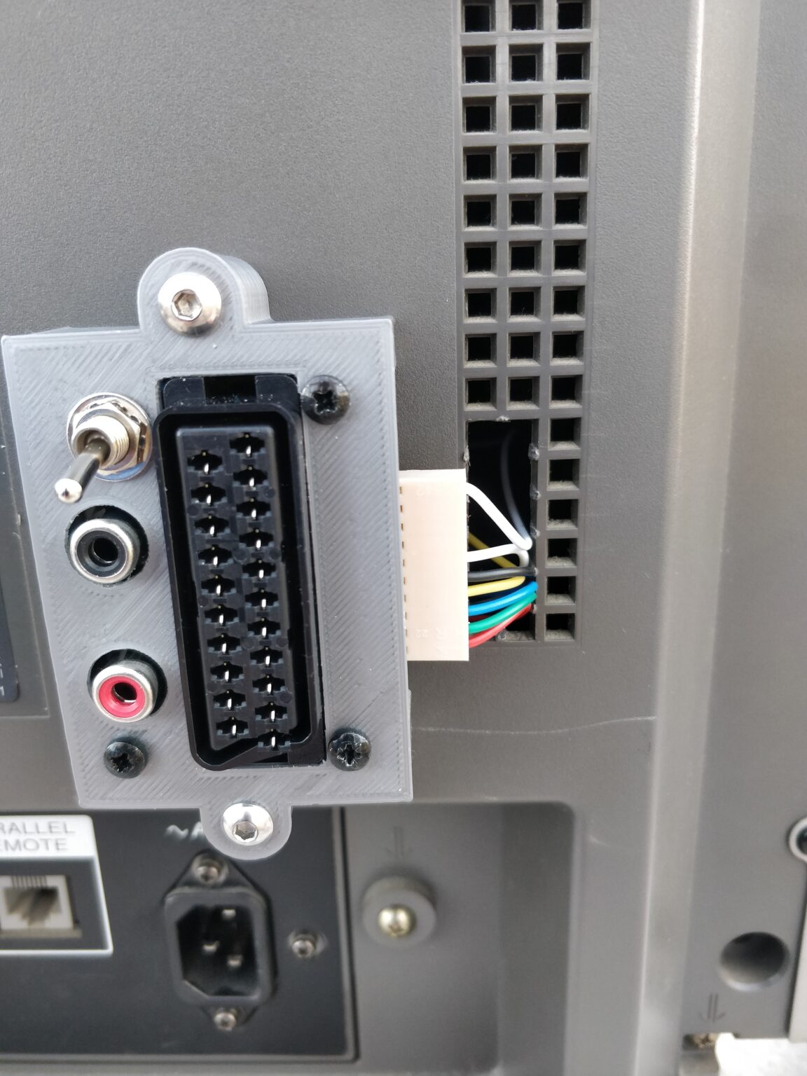 Sony PVM-20L1 RGB mod « immerhax